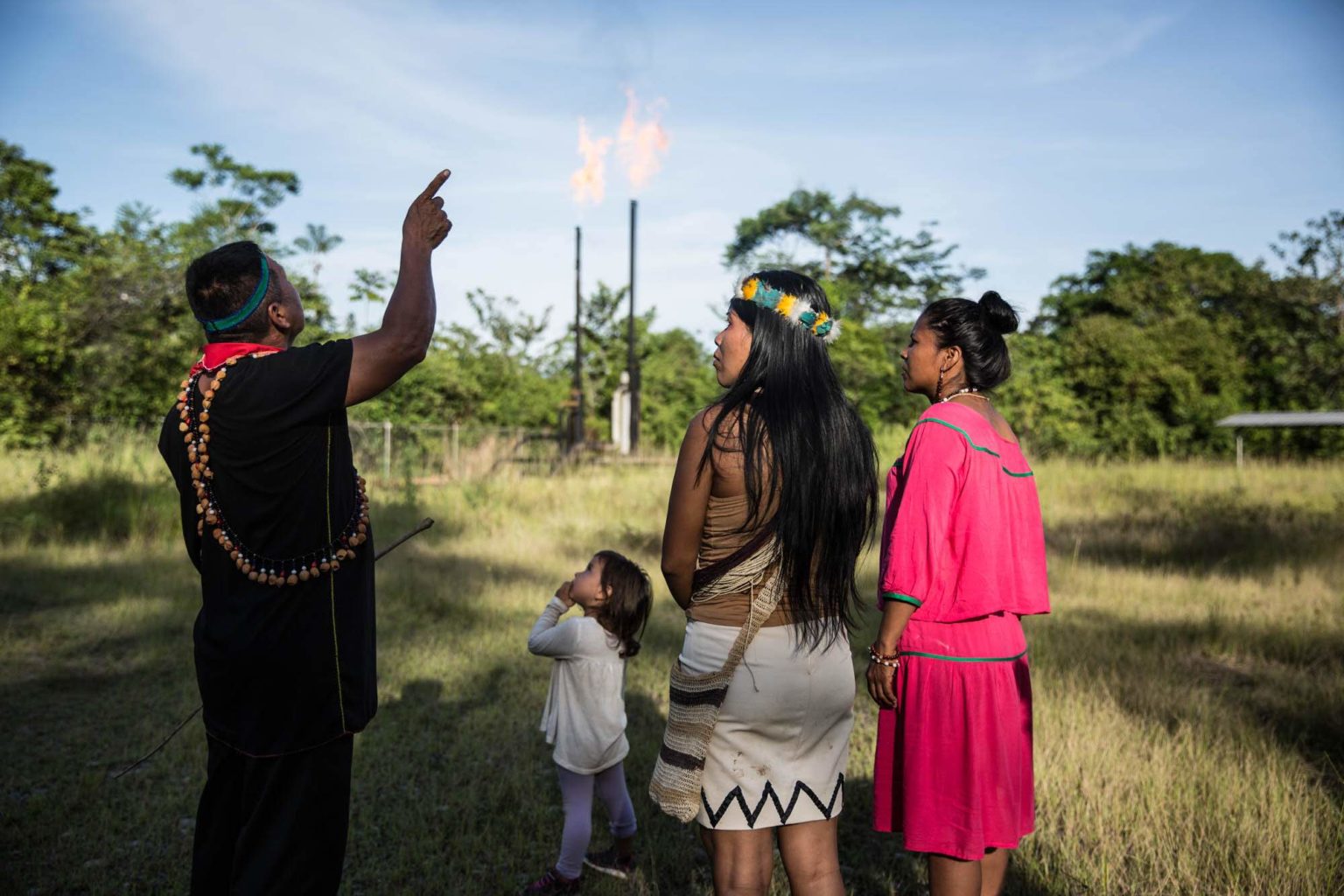 La justicia ecuatoriana exigió eliminar la quema de gas de la actividad petrolera en la Amazonía ...