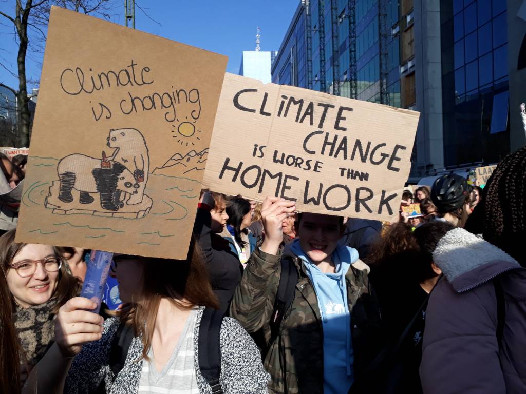 5 ways you can support the school climate strikes - 350