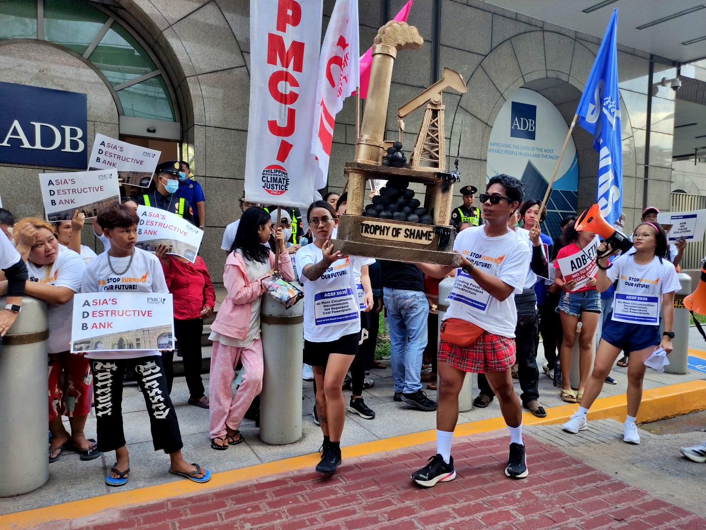 ADB: Flip the switch to real climate solutions - 350